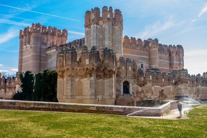 THE MOST BEAUTIFUL CASTLES IN SPAIN